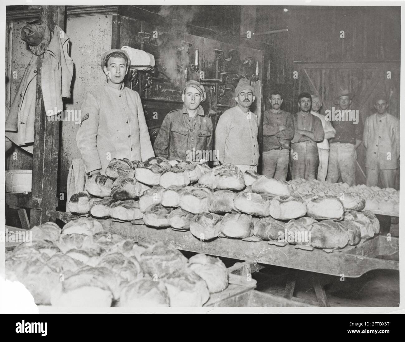 World War One, WWI, Western Front - Bakers and ovens with trays of ...