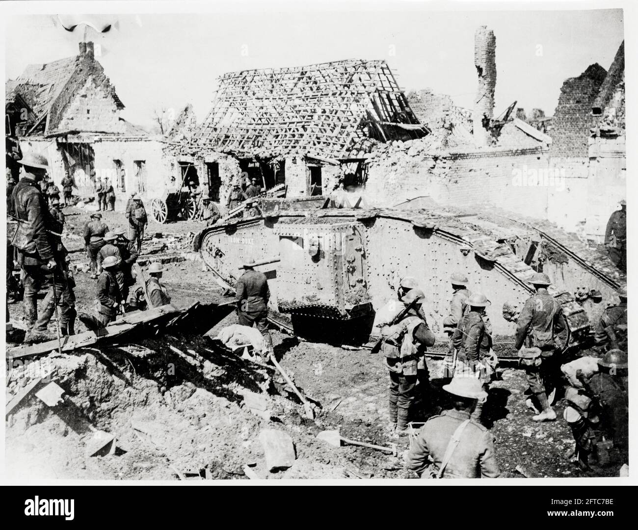 World war one tank trench hi-res stock photography and images - Alamy