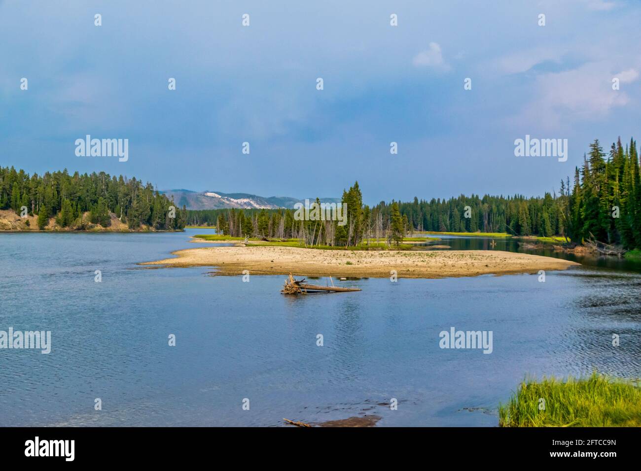 Yellowstone daytime lake view hi-res stock photography and images - Alamy