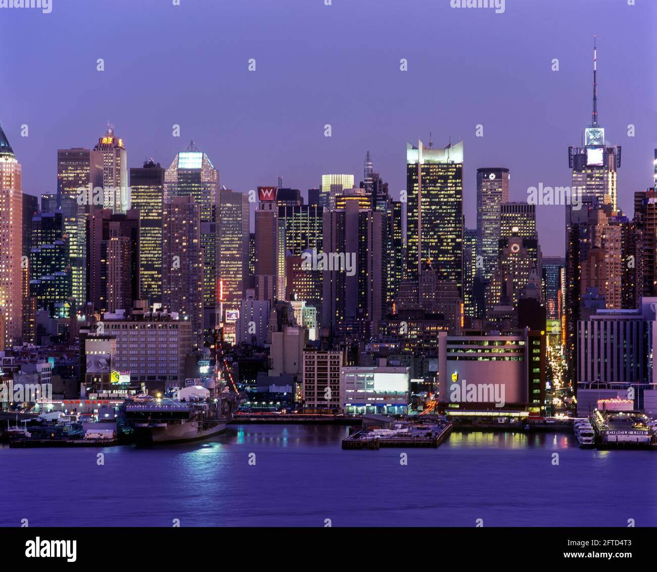 2006 HISTORICAL MIDTOWN SKYLINE HUDSON RIVER MANHATTAN NEW YORK CITY ...