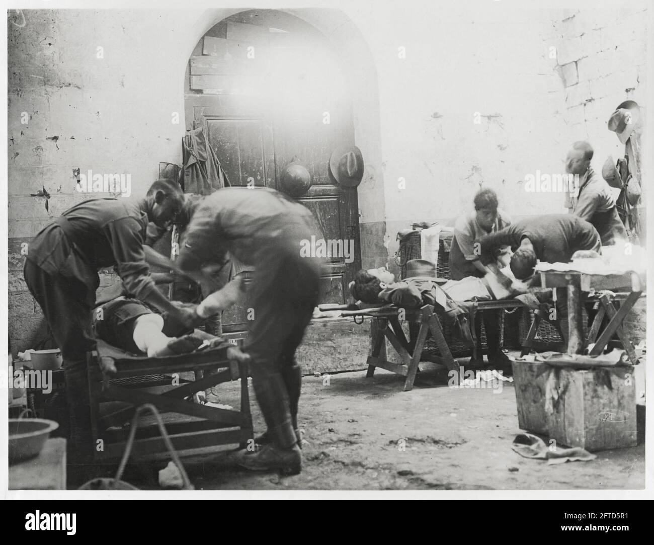 World War One, WWI, Western Front - Dressing wounds of Anzac men in ...