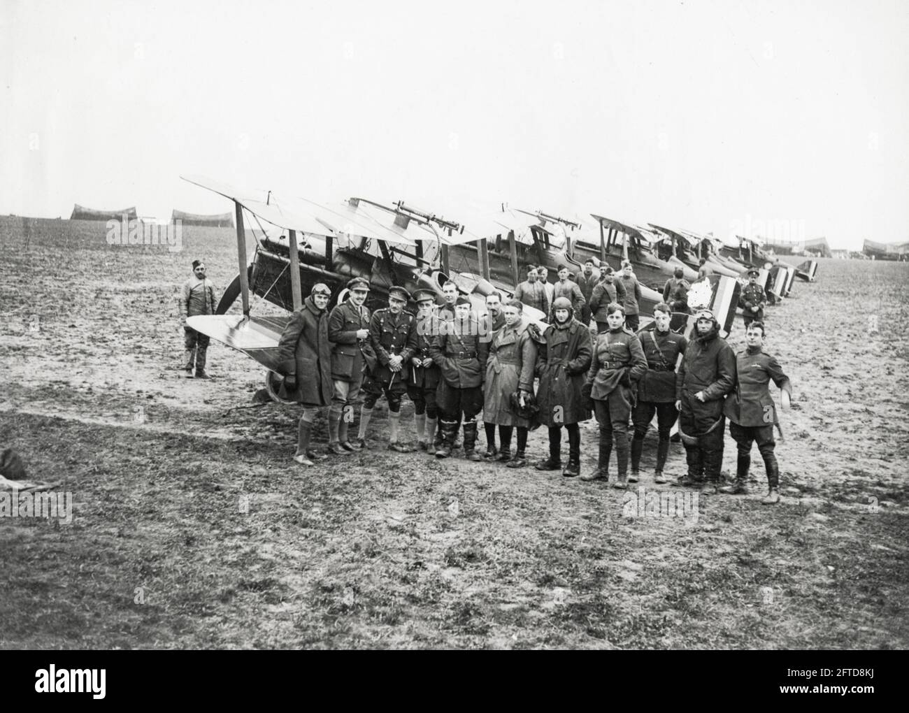 Raf squadron 1918 hi-res stock photography and images - Alamy