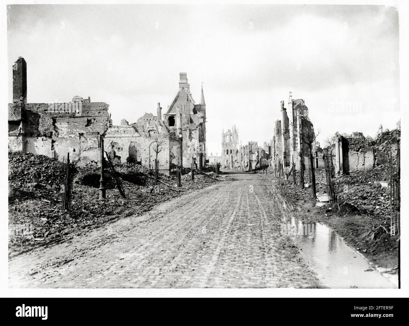 World War One, WWI, Western Front - Ruins of one of the main streets ...