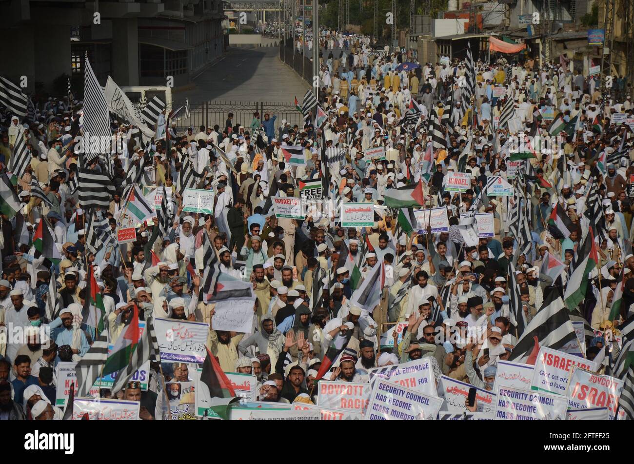 Peshawar, Pakistan. 21st May, 2021. Jamiat Ulema-e-Islam chief Maulana ...