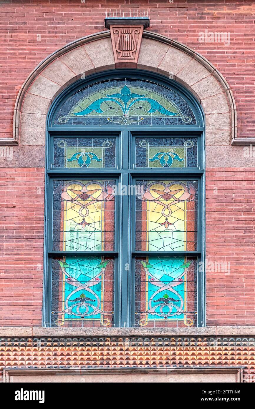 Hall colonial hi-res stock photography and images - Alamy