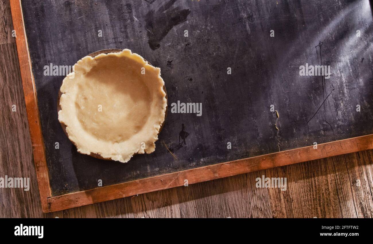 Shell pie hi-res stock photography and images - Alamy