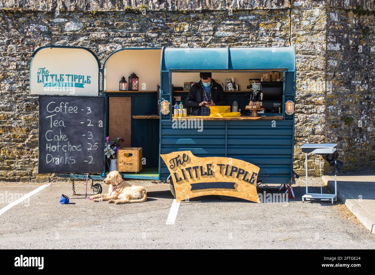 Little tipple hi-res stock photography and images - Alamy