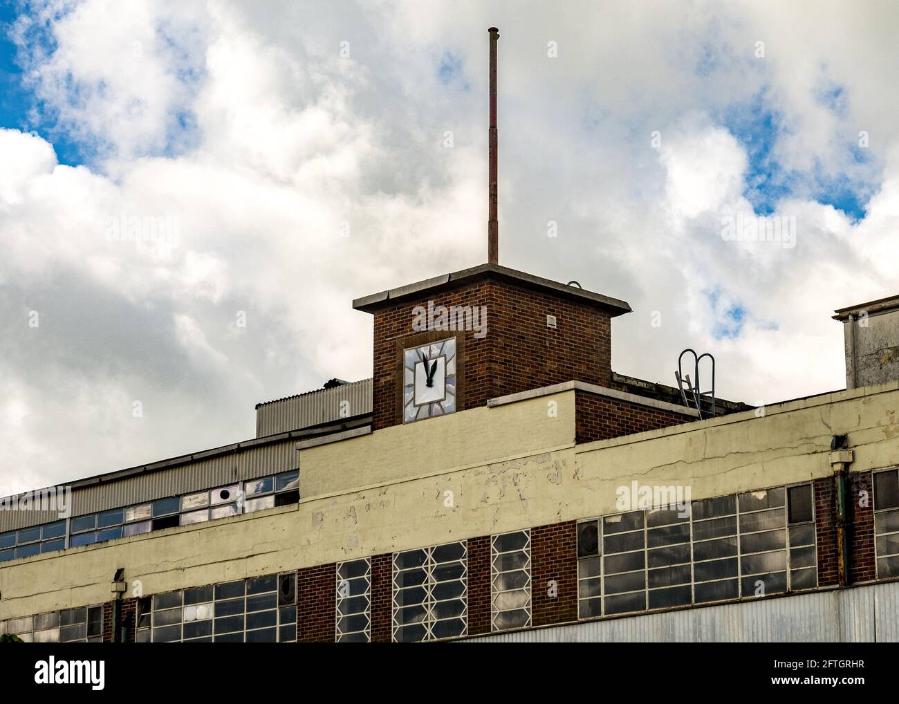The top of an Art Deco factory building in Wincanton, UK Stock Photo ...