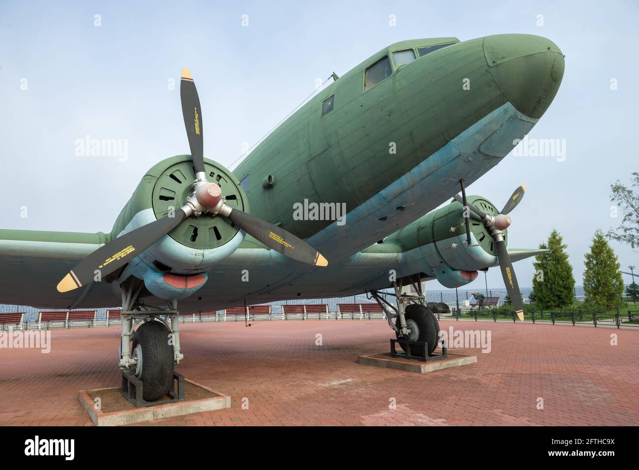 Li 2 aircraft hi-res stock photography and images - Alamy