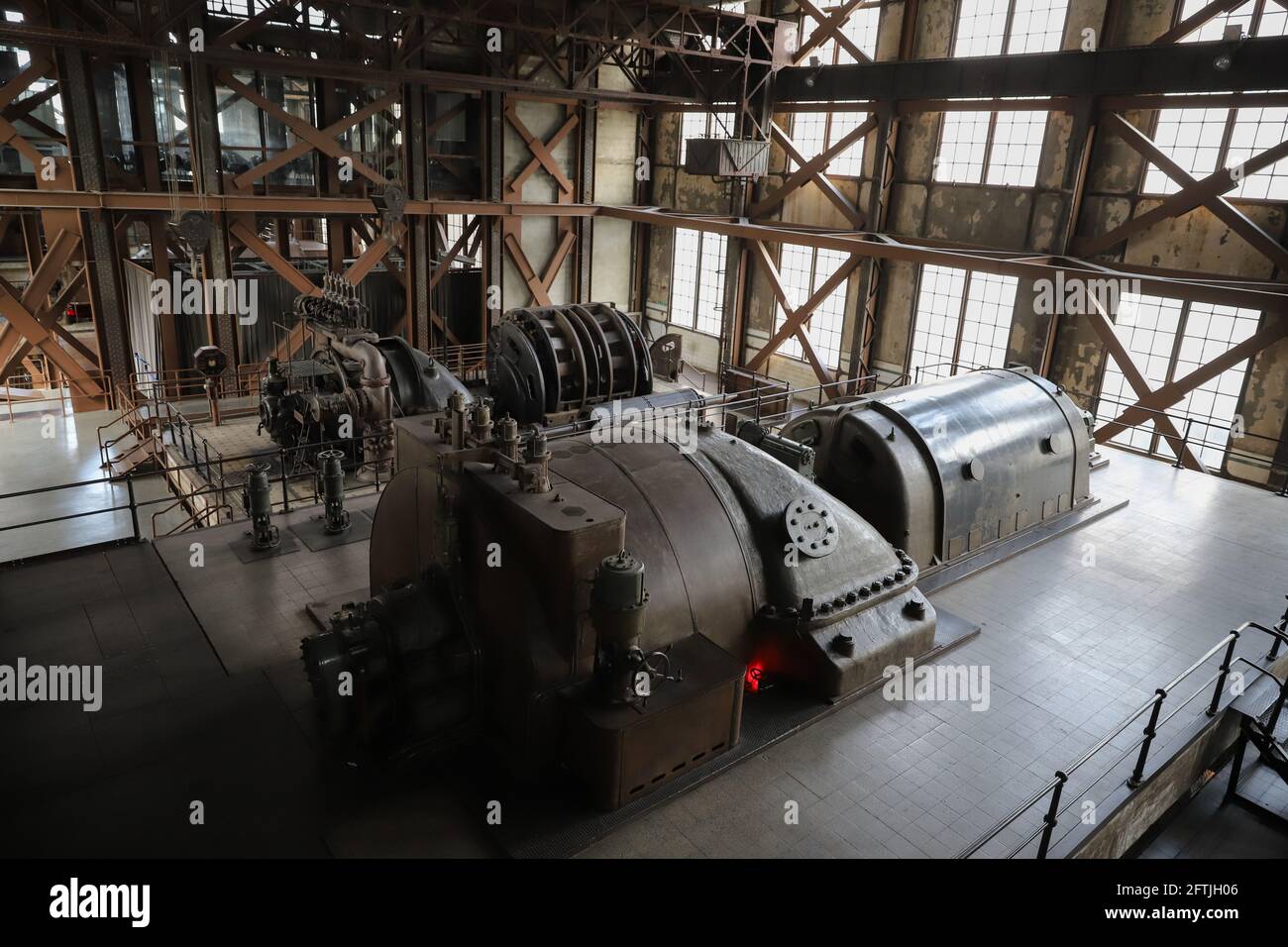 Old Engine of an old Power Plant Stock Photo - Alamy