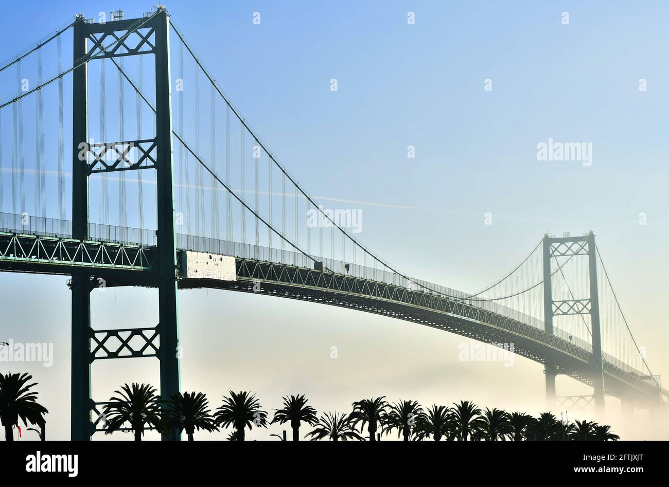 Vincent thomas bridge hi-res stock photography and images - Alamy
