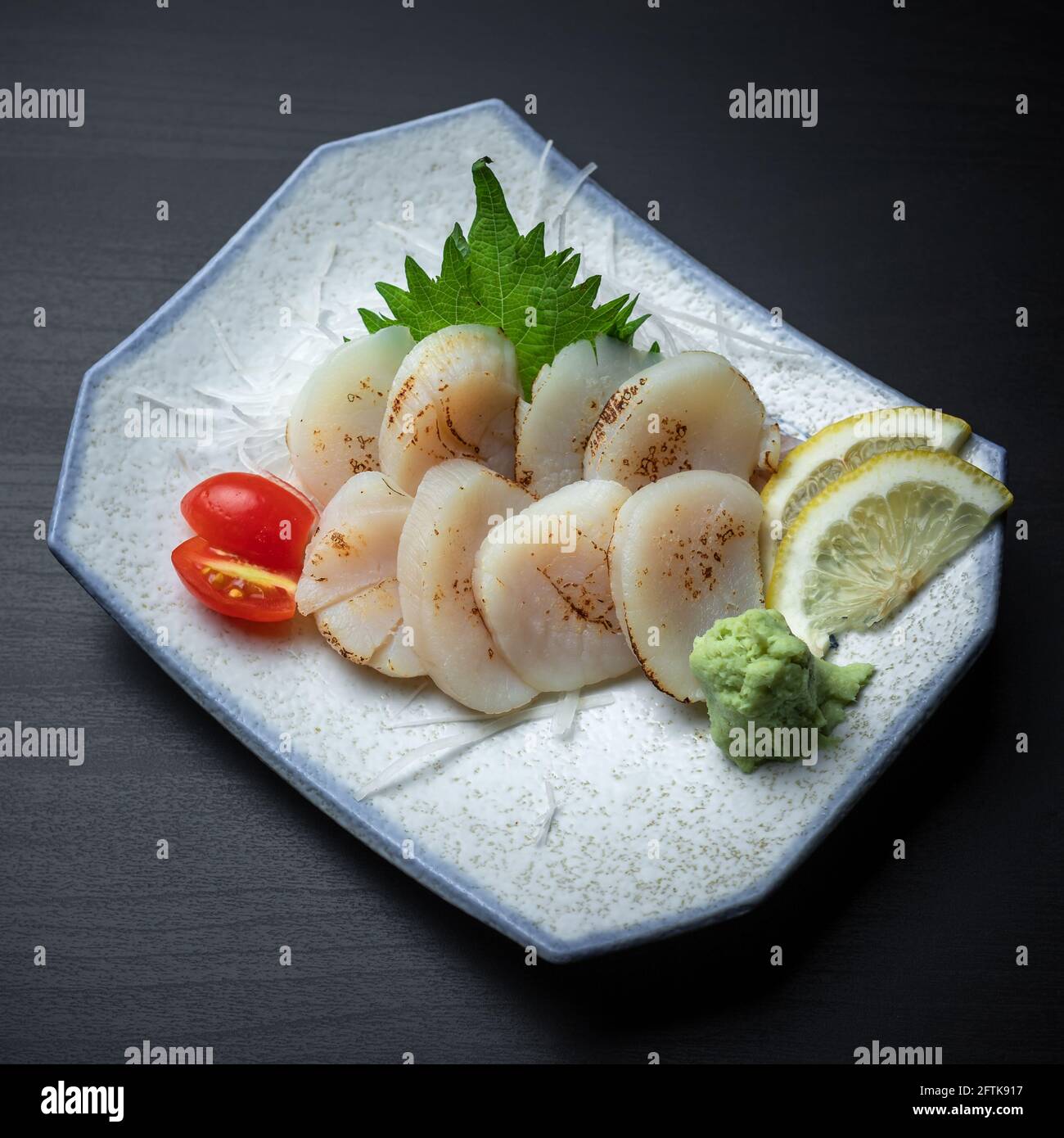 Live Scallop Sashimi