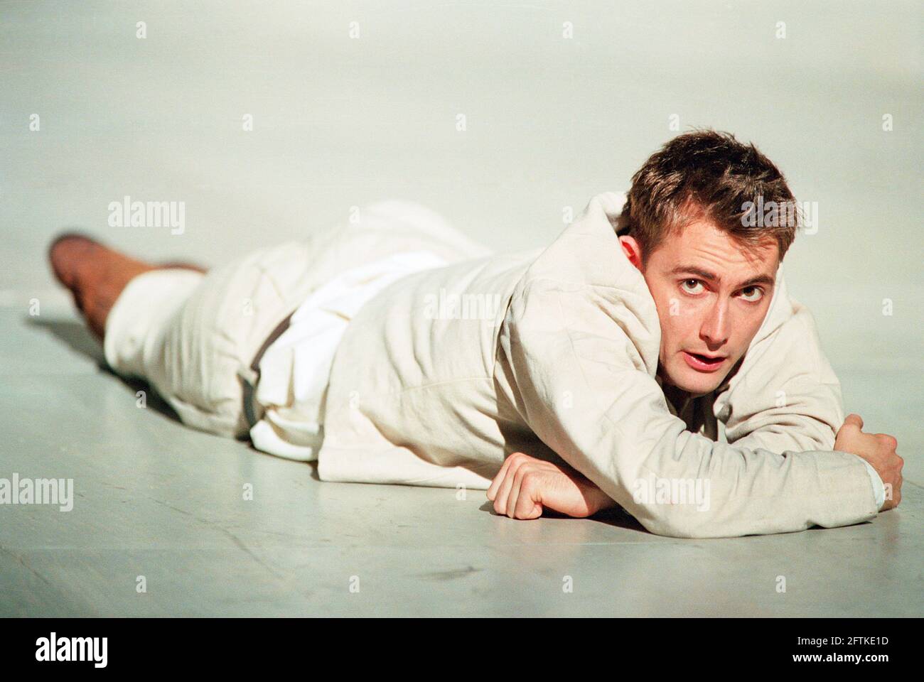 David Tennant (Romeo) in ROMEO AND JULIET by Shakespeare at the Royal ...