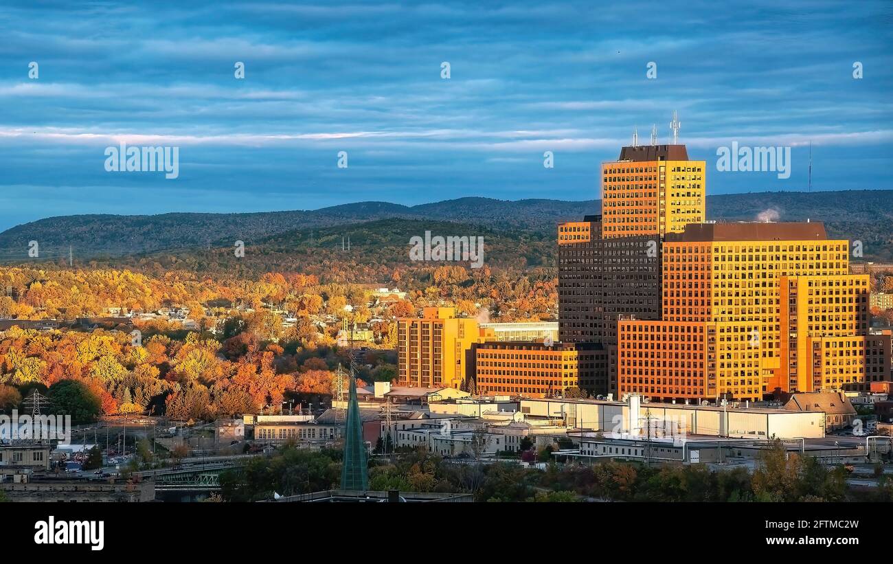Government buildings quebec hi-res stock photography and images - Alamy