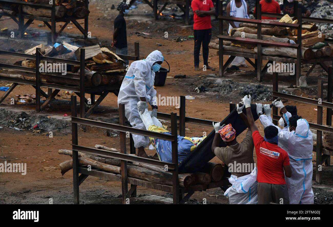Crematorium workers hi-res stock photography and images - Alamy
