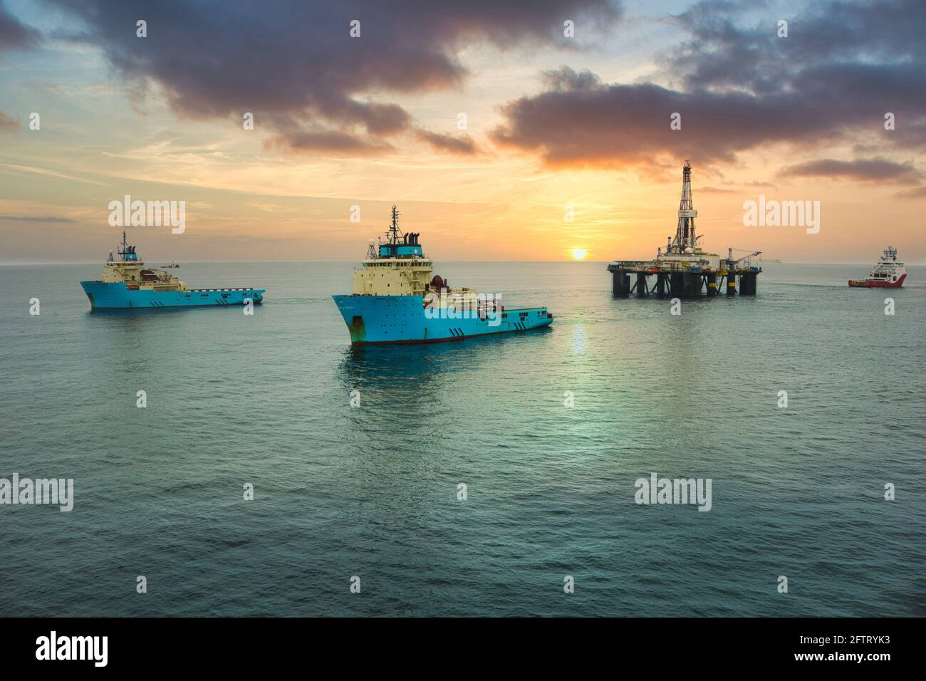 A rig move of the the Semi-Submersible drilling rig Transocean Sedco ...