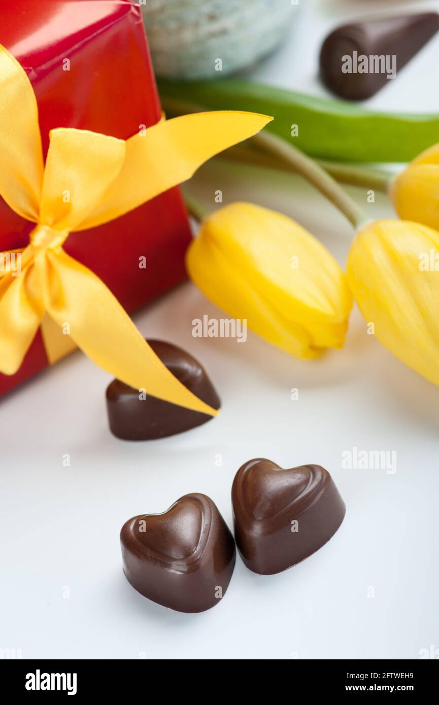 Beautiful red box of chocolates hi-res stock photography and images - Alamy