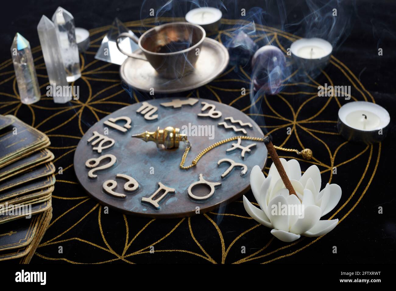 Fortune Telling Table with tarot cards and esoteric objects Stock Photo ...