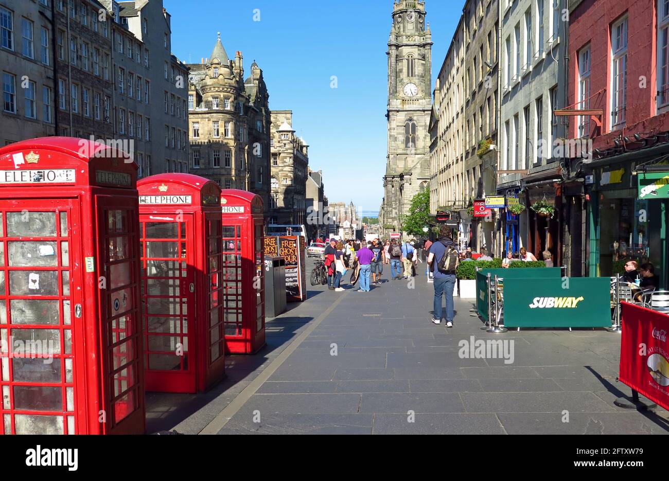 Red telephone boxes edinburgh hi-res stock photography and images - Alamy