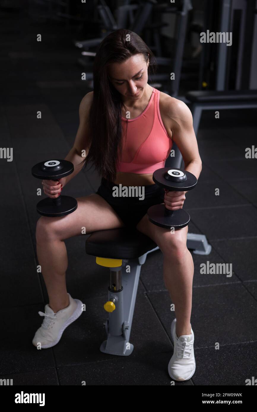 Female bodybuilder full body hi-res stock photography and images - Alamy