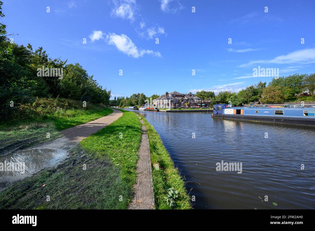 Boothstown Marina improvements, Worsley, Manchester Stock Photo - Alamy