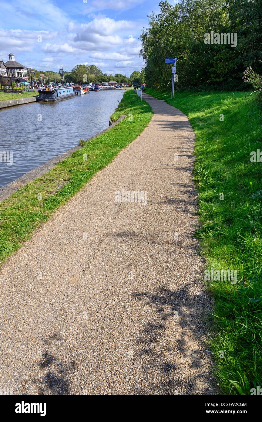Boothstown marina hi-res stock photography and images - Alamy