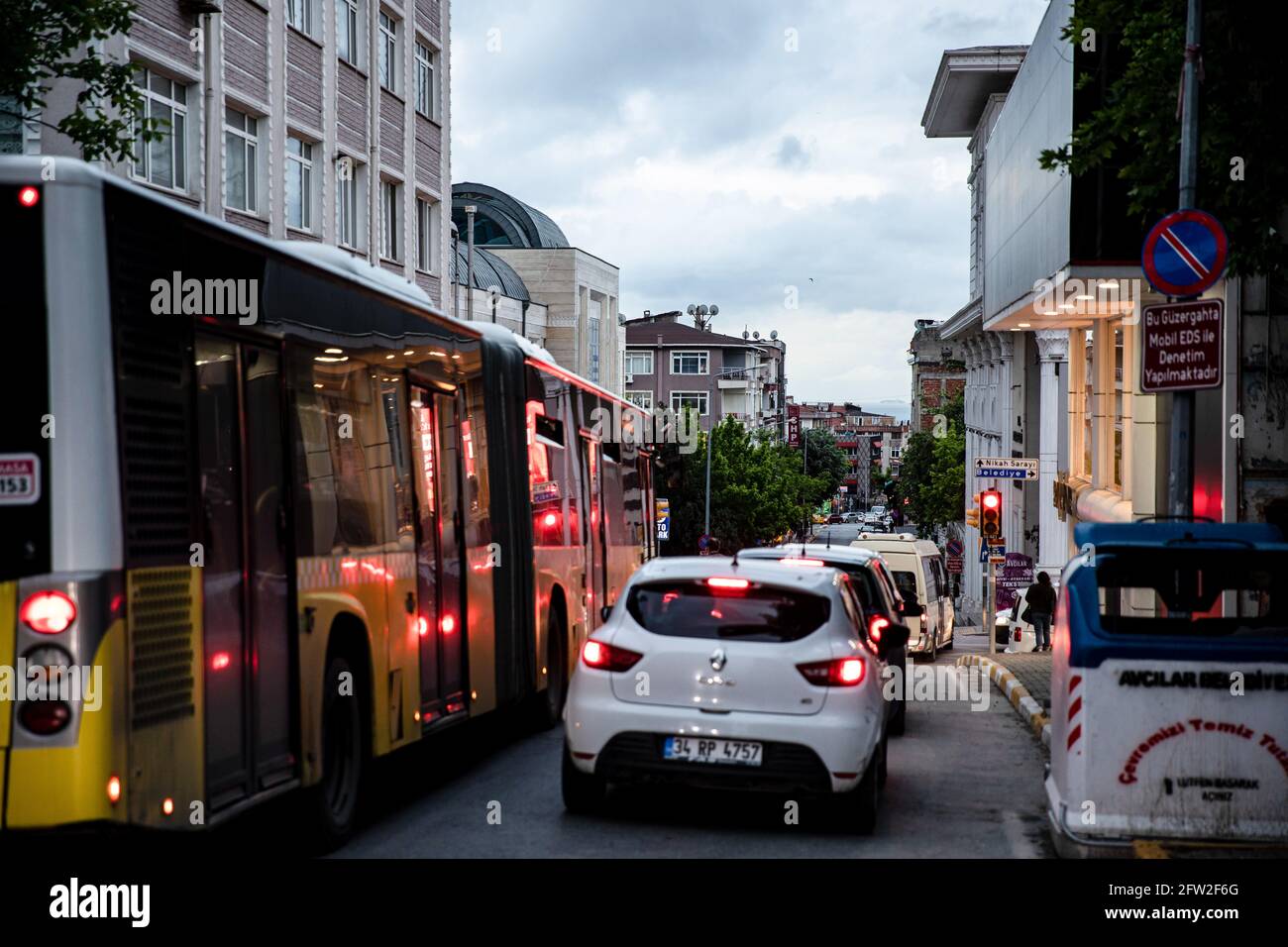 Istanbul, Turkey. 21st May, 2021. Vehicles seen waiting at the traffic ...