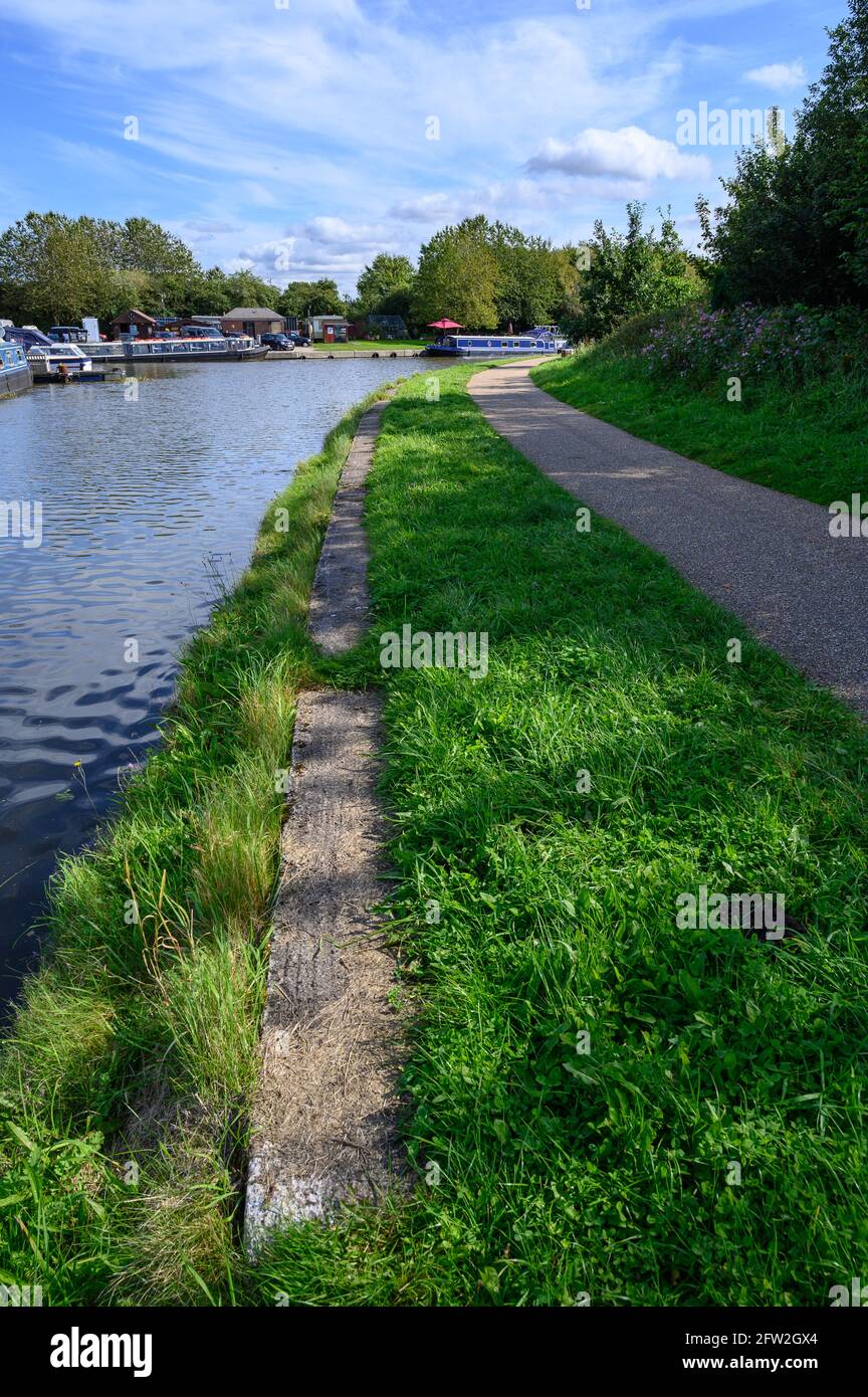 Boothstown Marina improvements, Worsley, Manchester Stock Photo - Alamy