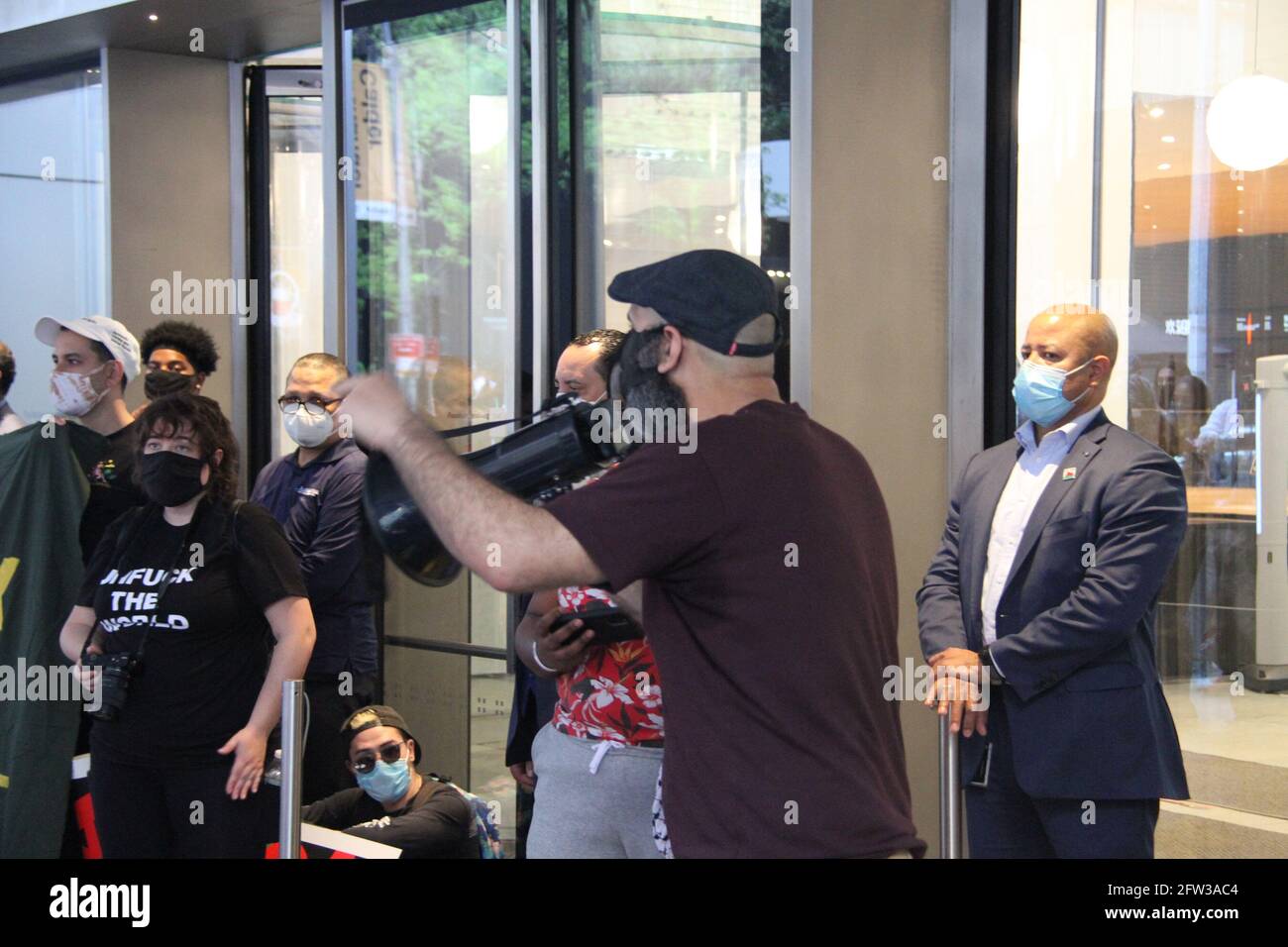 New York, USA. 21st May, 2021. (NEW) Free Palestine Protest in front of ...
