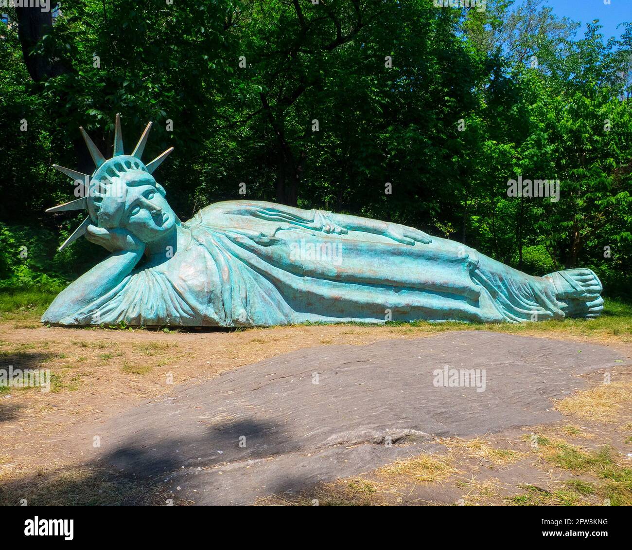 New York, New York, USA. 21st May, 2021. Artist Zaq Landsberg's ...