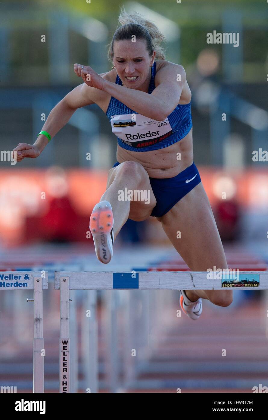 Cindy schmidt hi-res stock photography and images - Alamy