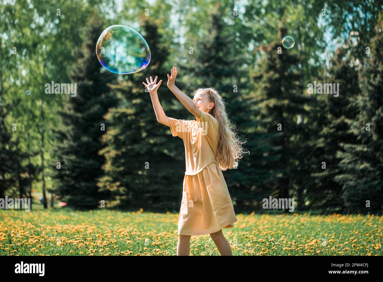 Dancing Bubbles High Resolution Stock Photography and Images - Alamy