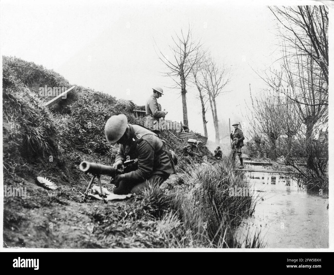 Machine gun world war one hi-res stock photography and images - Alamy