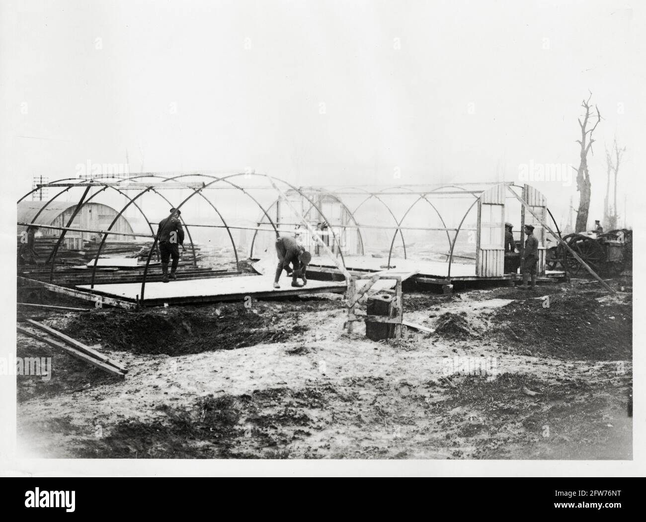World War One, WWI, Western Front - Erecting a new hut for the troops ...