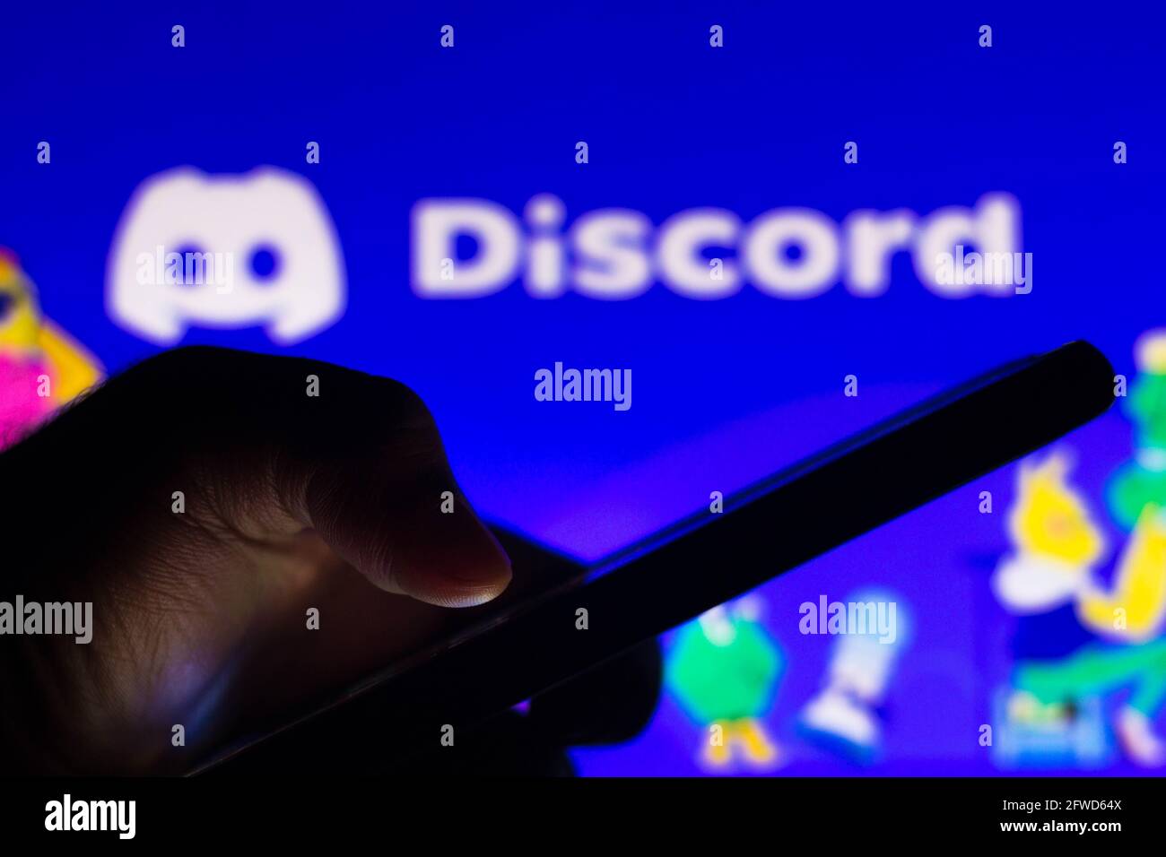 Discord phone app hi-res stock photography and images - Alamy