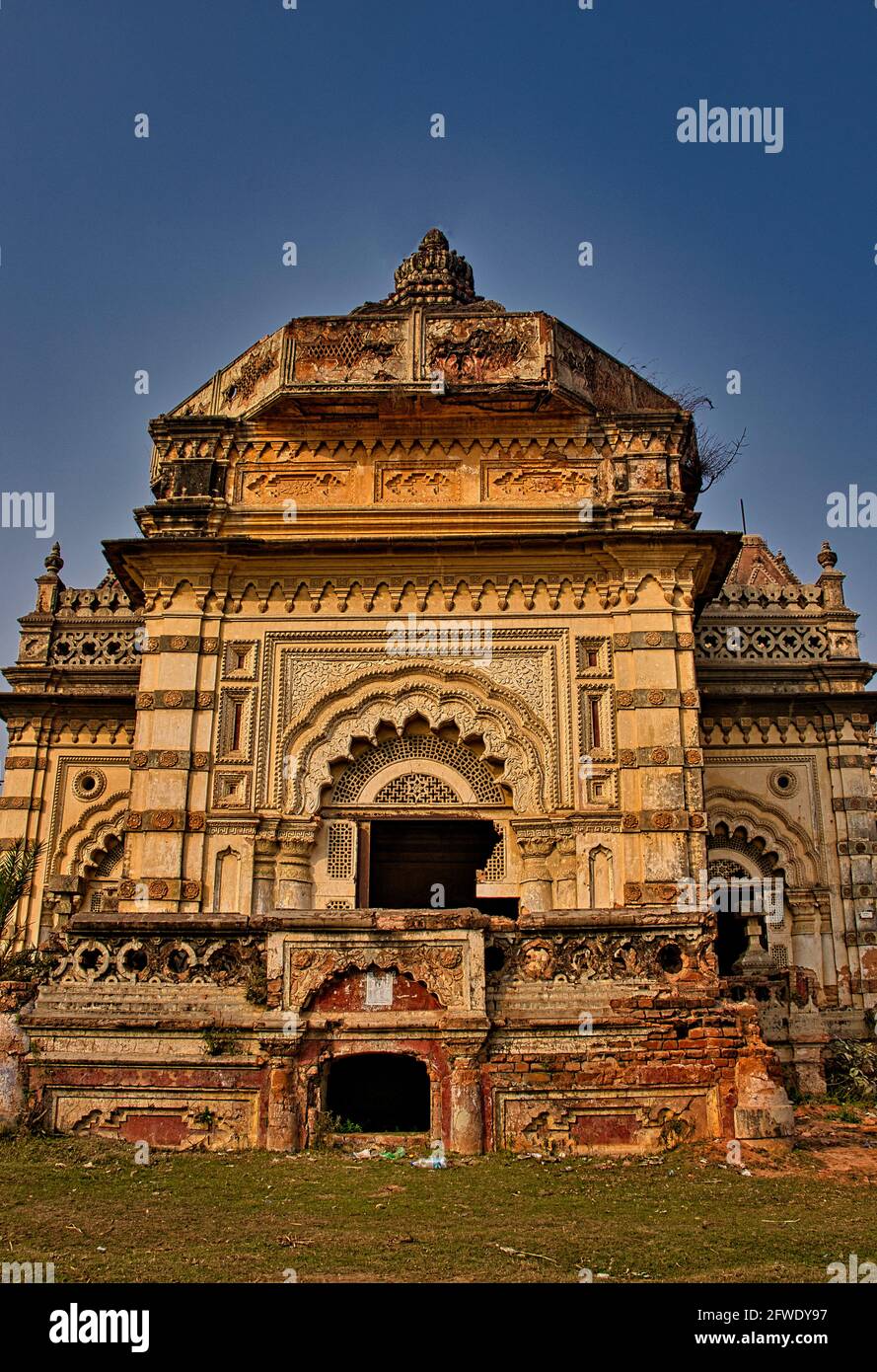 Mithila culture hi-res stock photography and images - Alamy