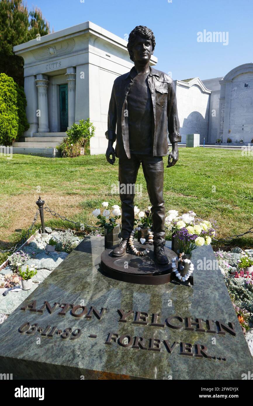 Los Angeles, California, USA 19th May 2021 A general view of atmosphere of rocks at actor Anton ...