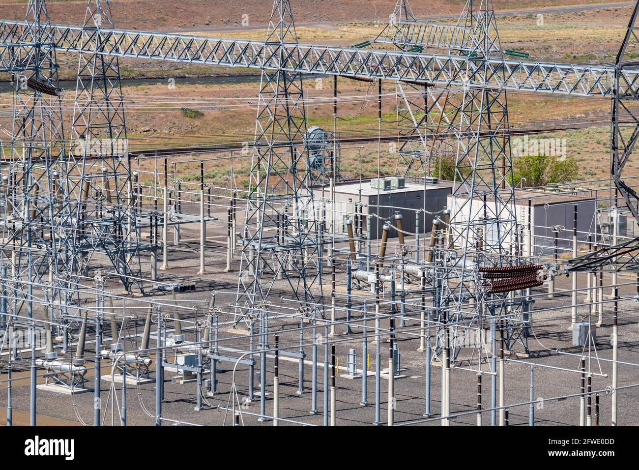 A transmission substation at the Lower Monument Dam on the Snake River ...