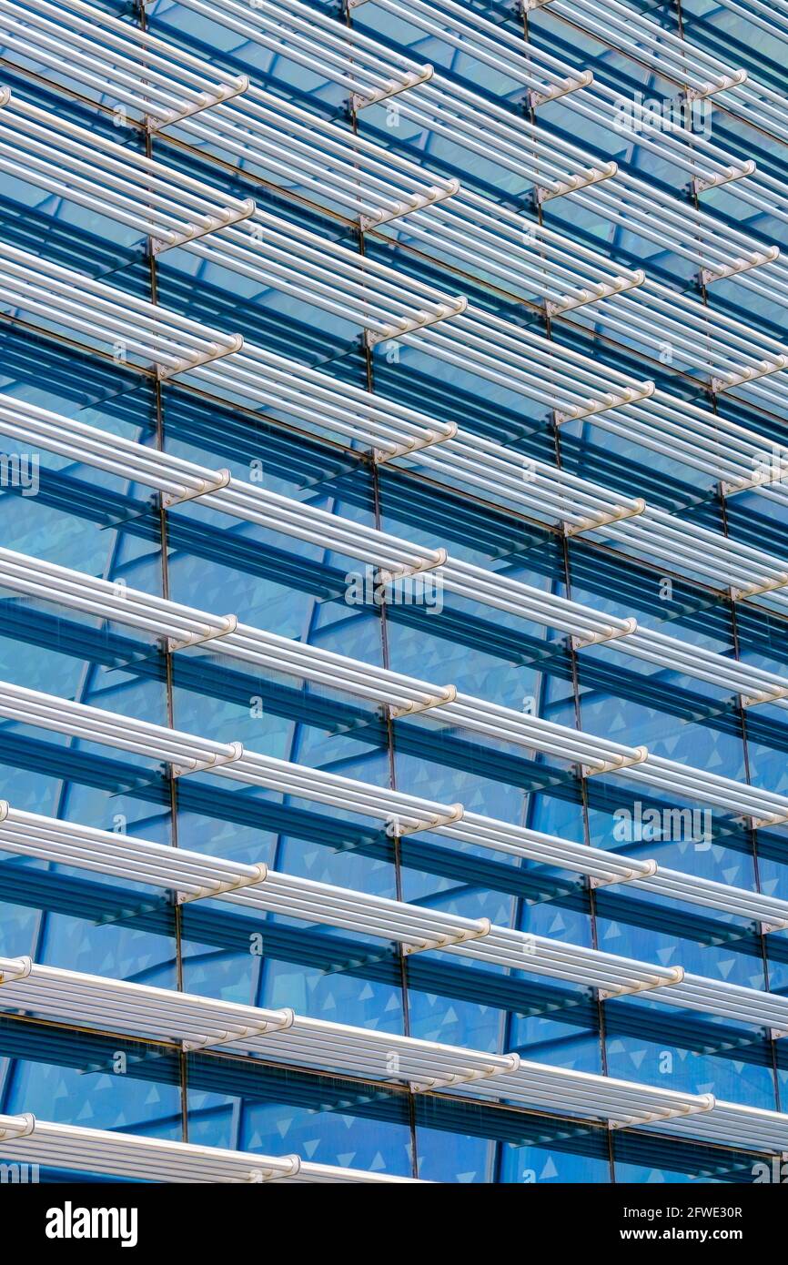 Textured background of metal bars on building Stock Photo - Alamy