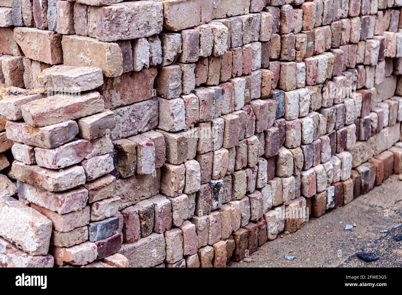 Recycled brick hi-res stock photography and images - Alamy