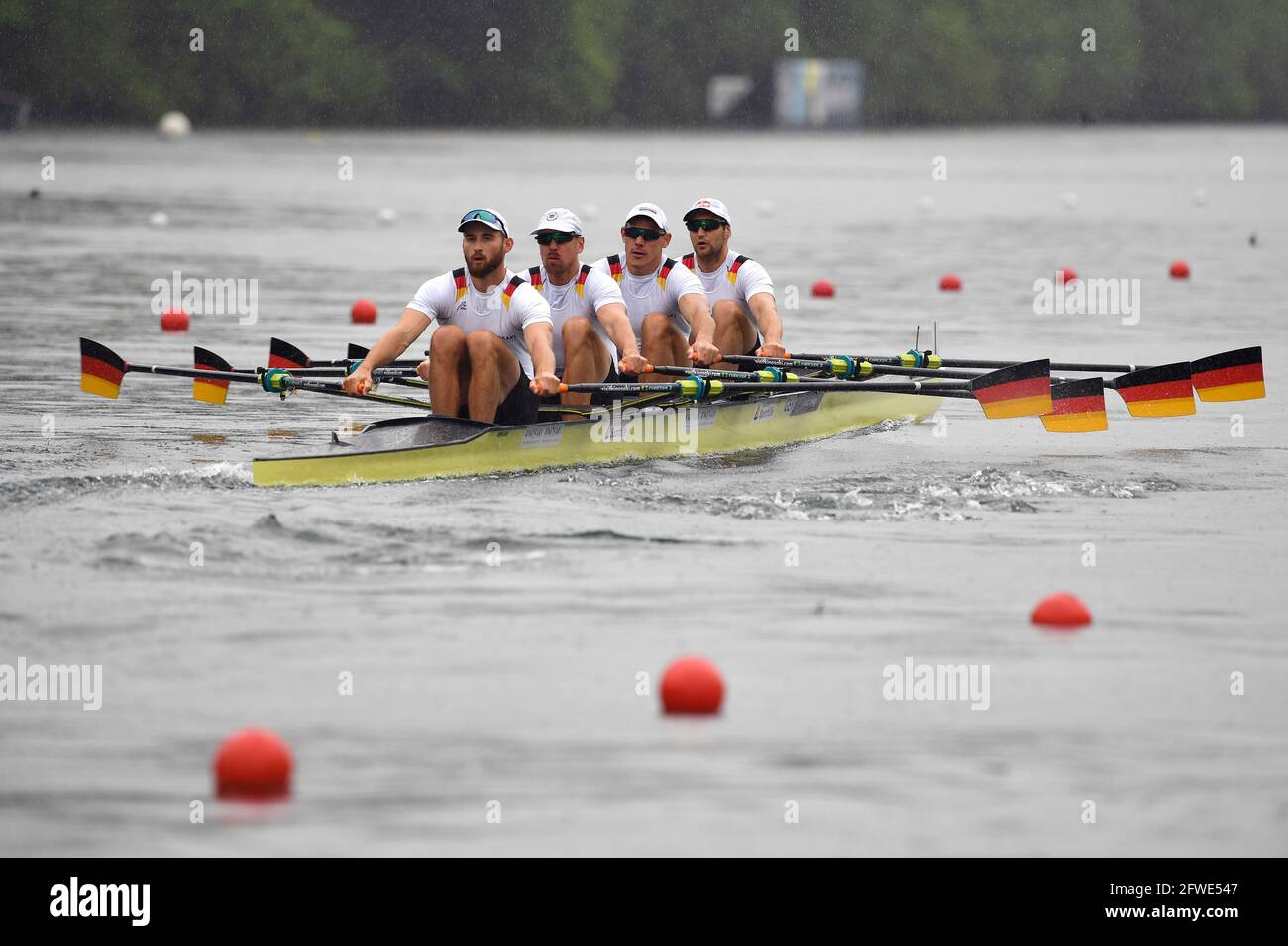 Mens quadruple sculls m4x hi-res stock photography and images - Alamy