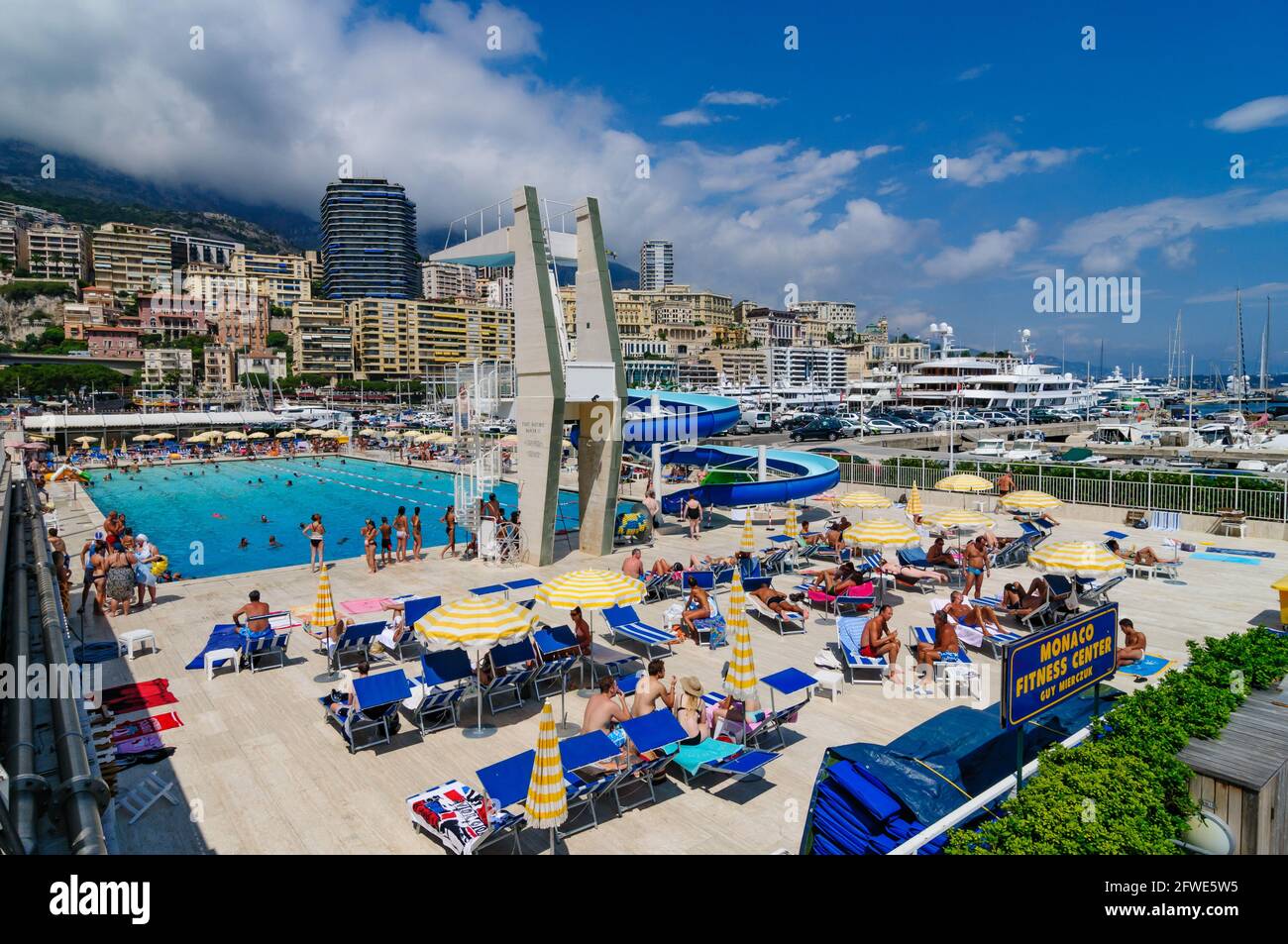 monte carlo, monaco, 15 auf 2009, public swimming pool in the harbour ...