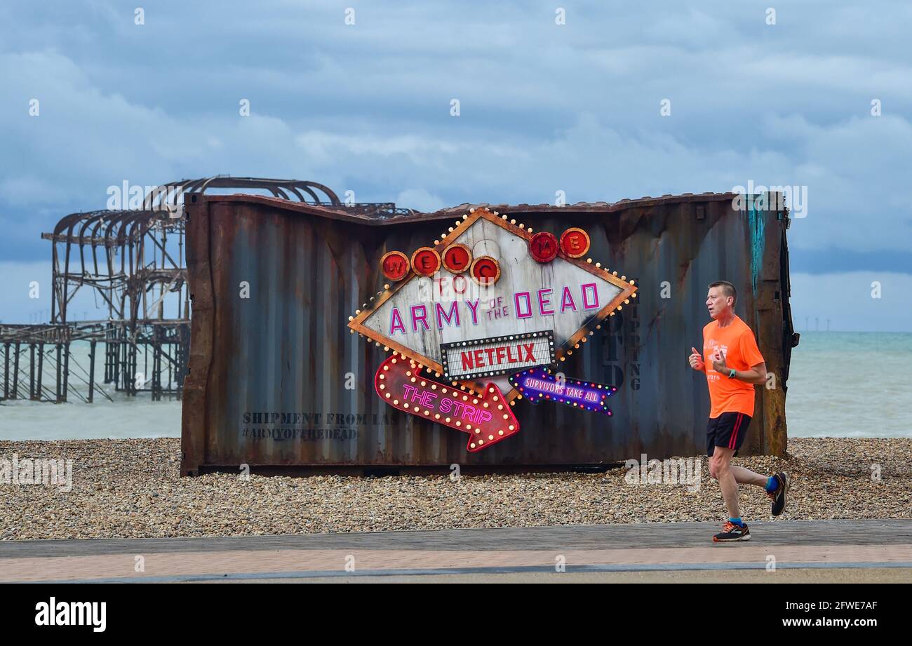 Netflix shipping container hi-res stock photography and images - Alamy