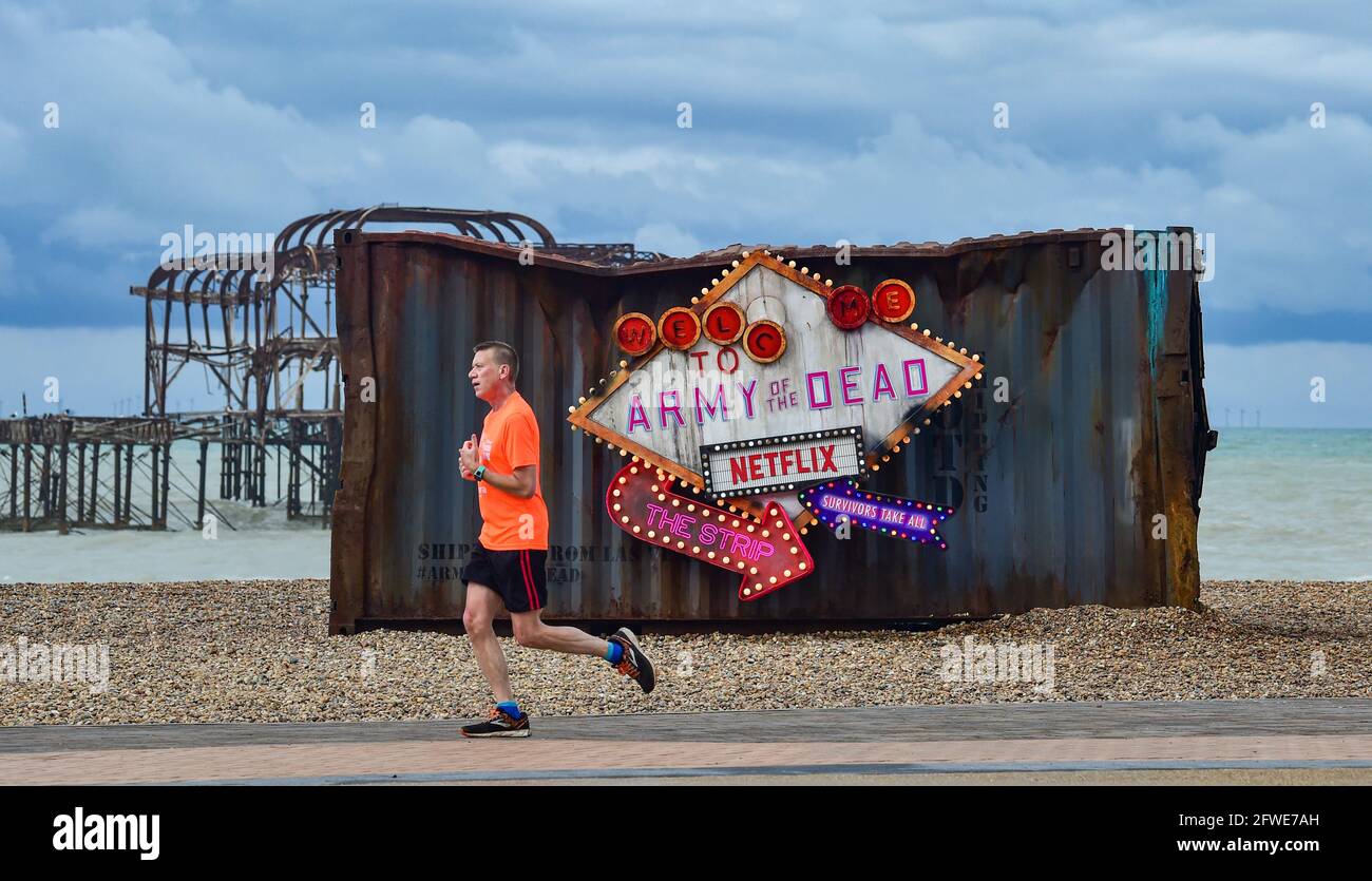 Netflix shipping container hi-res stock photography and images - Alamy