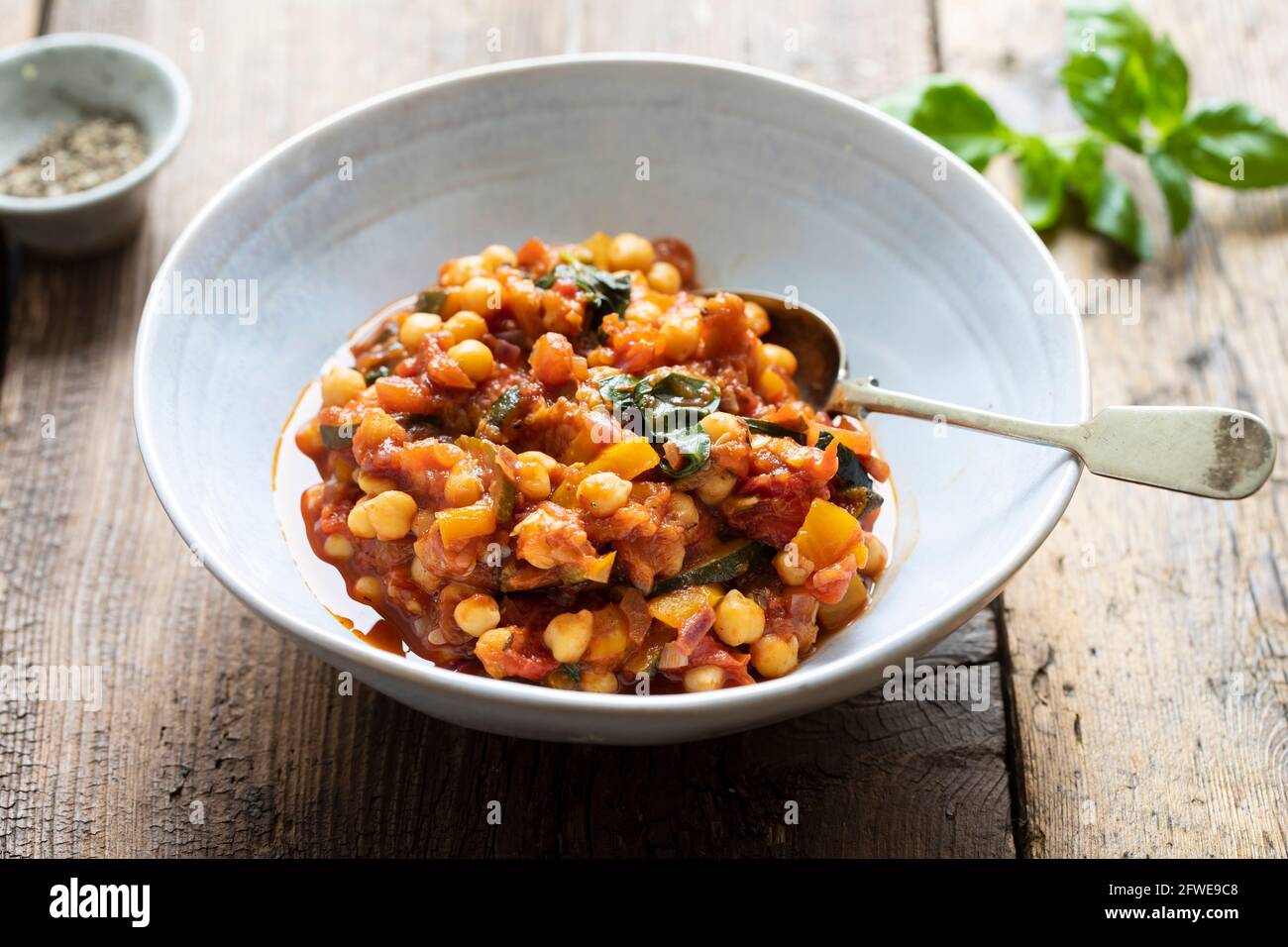 Diced courgette hi-res stock photography and images - Alamy