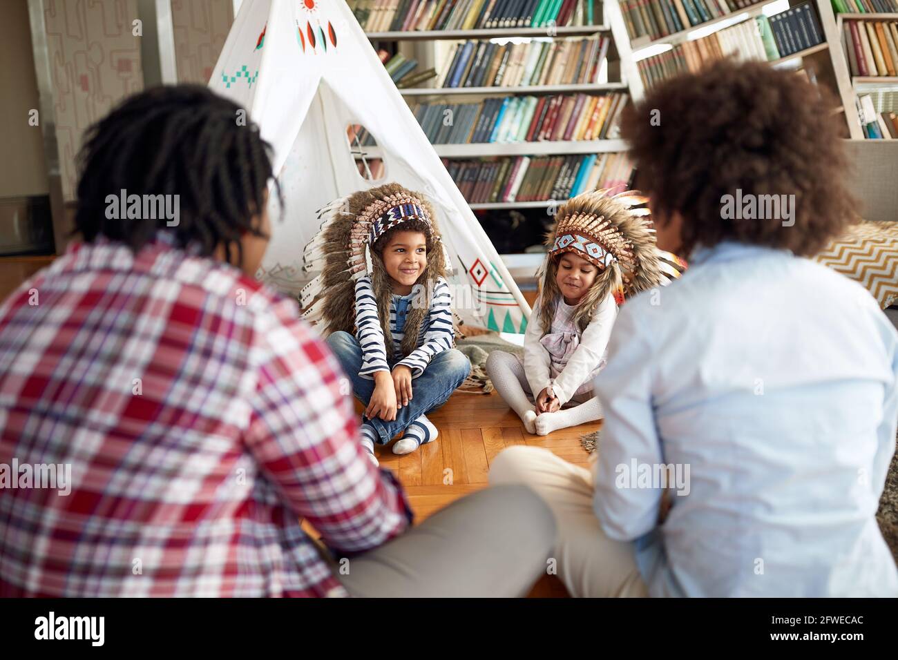 Indians talking sitting hi-res stock photography and images - Alamy