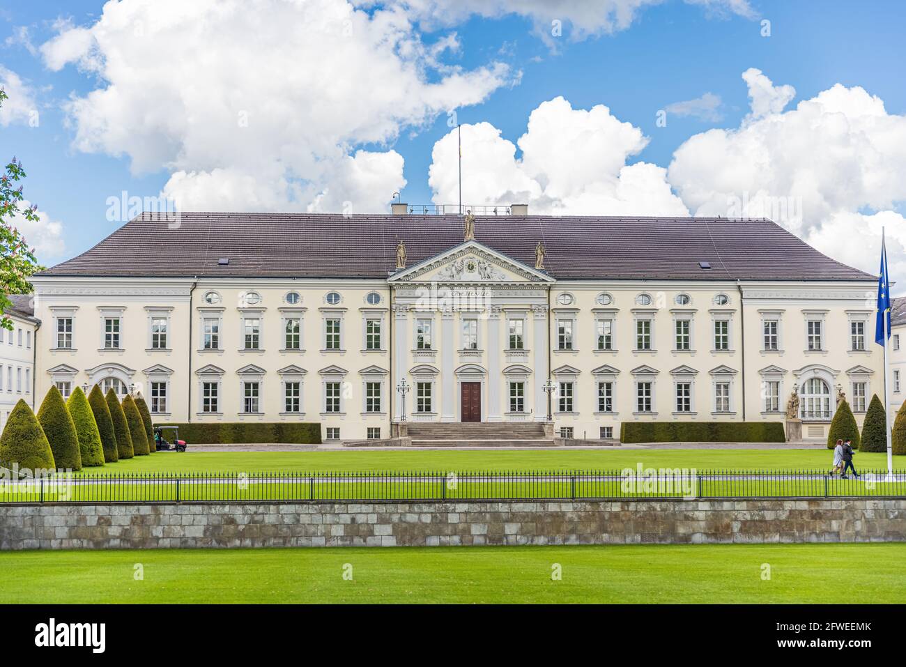 Residence bellevue hi-res stock photography and images - Alamy