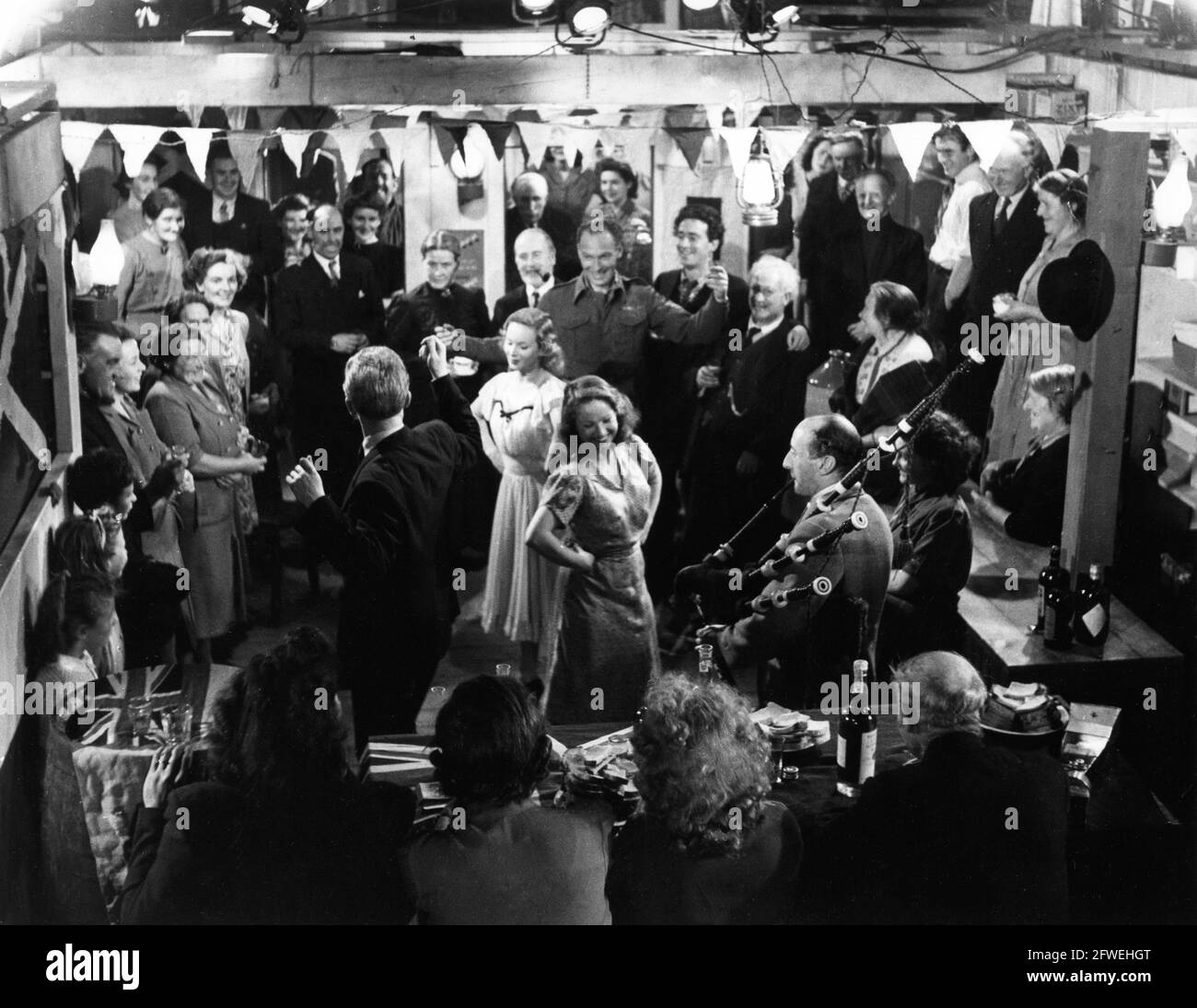 Whisky galore 1949 john gregson hi-res stock photography and images - Alamy