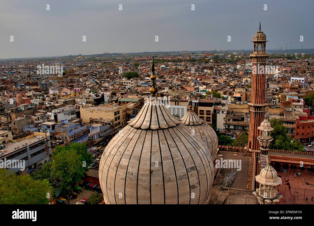 Masjid top hi-res stock photography and images - Alamy