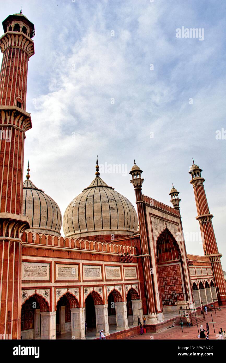 Side view of jama masjid hi-res stock photography and images - Alamy